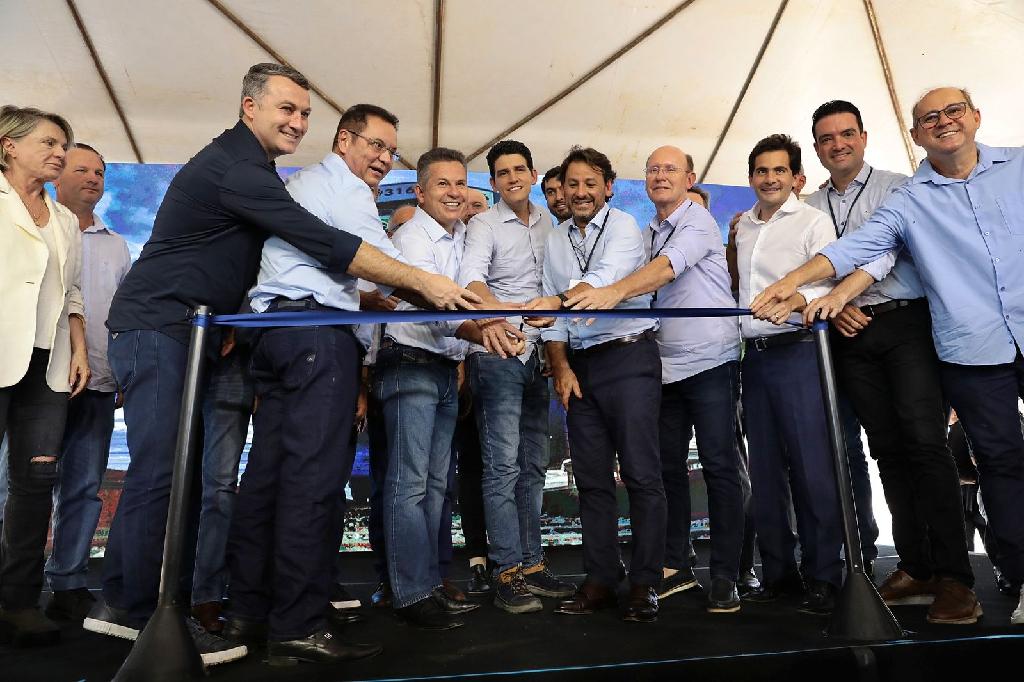 "Sem a solução inovadora do Governo de MT, ferrovia não seria possível ...